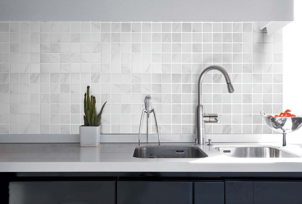 Carrara Classico - Mozzaico | Leading Tile and Mosaic Company in the ...